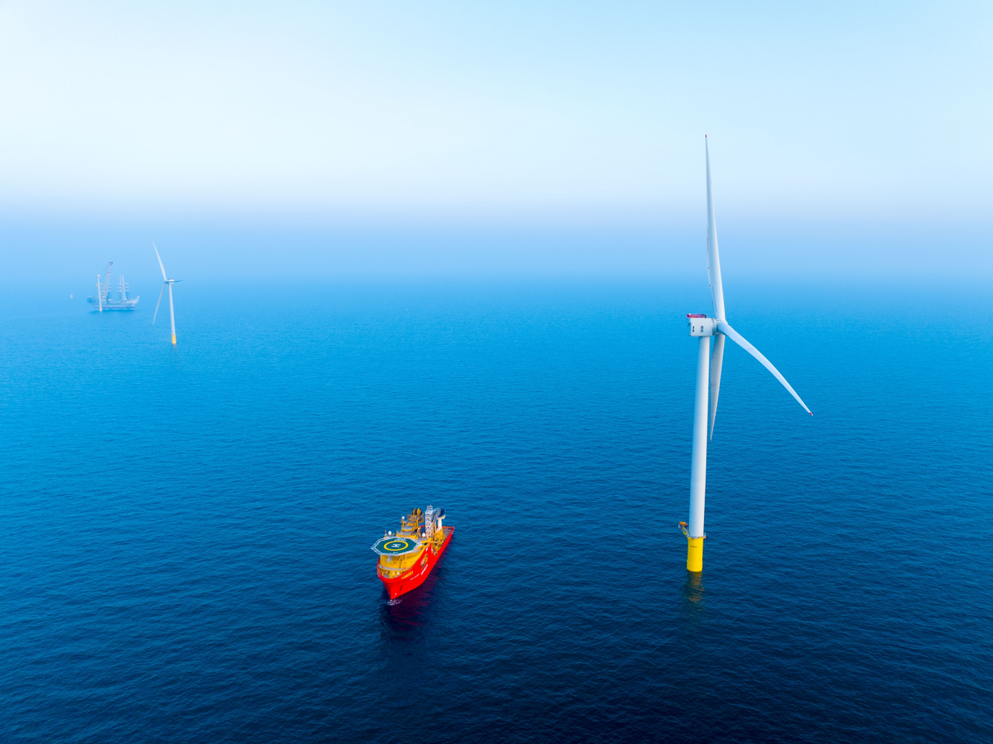 Hitachi Energy helps deliver first power from world’s largest offshore ...