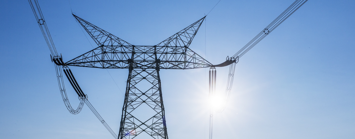 Overhead transmission lines for HVDC | Hitachi Energy
