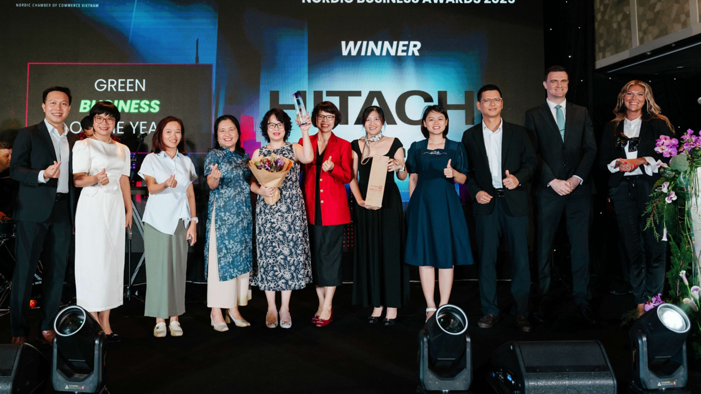 Hitachi Energy Vietnam named “Green Business of the Year” | 日立エナジー
