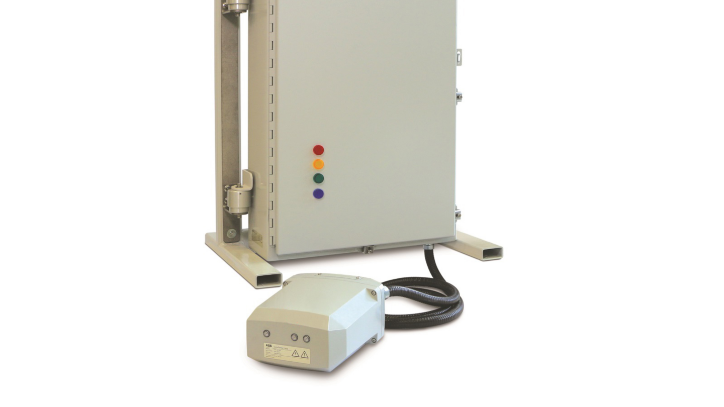 TXpert™ Ready multi-gas DGA analyzer CoreSense™ M10 | Hitachi Energy