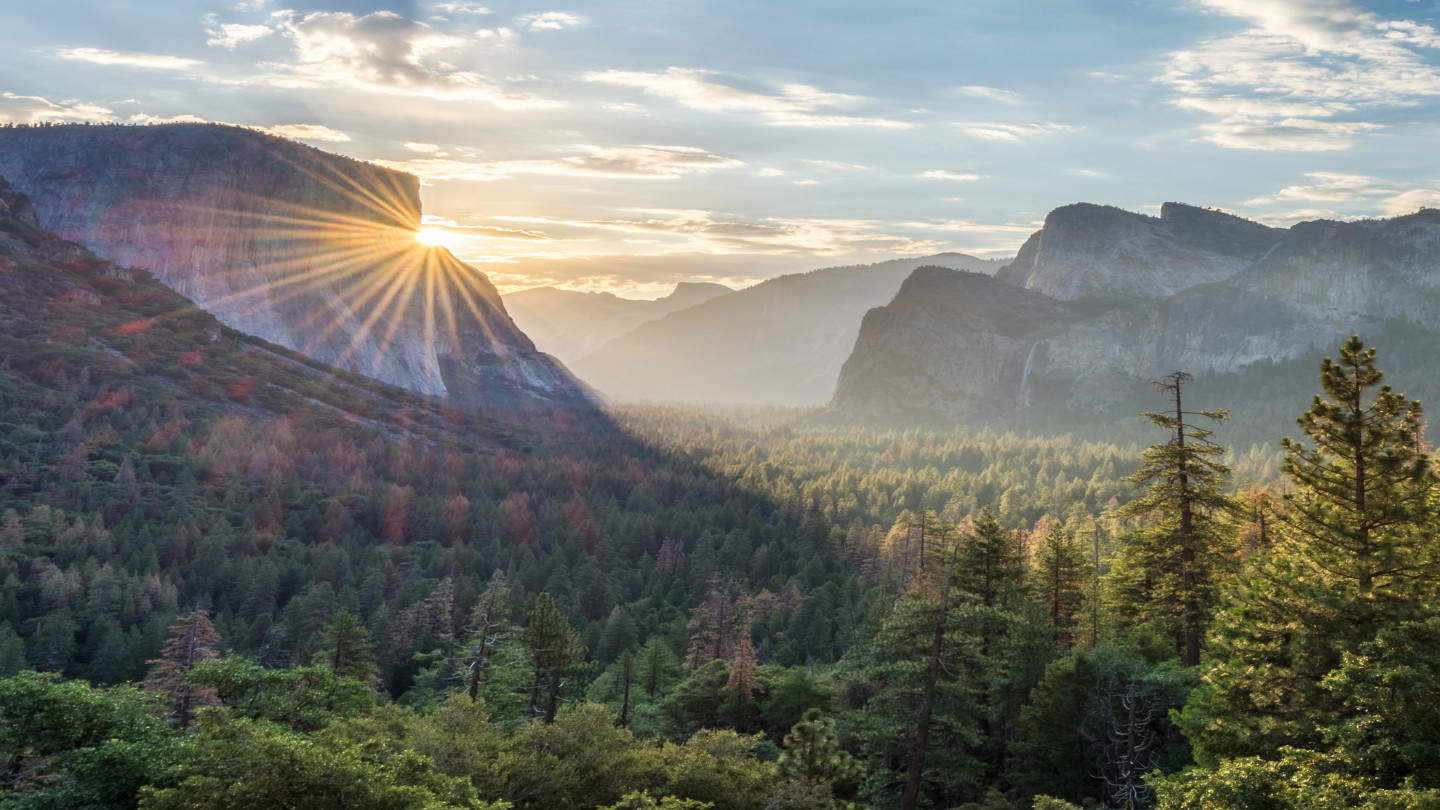日立能源EconiQ™环保型GIS助力广东电网绿色低碳转型