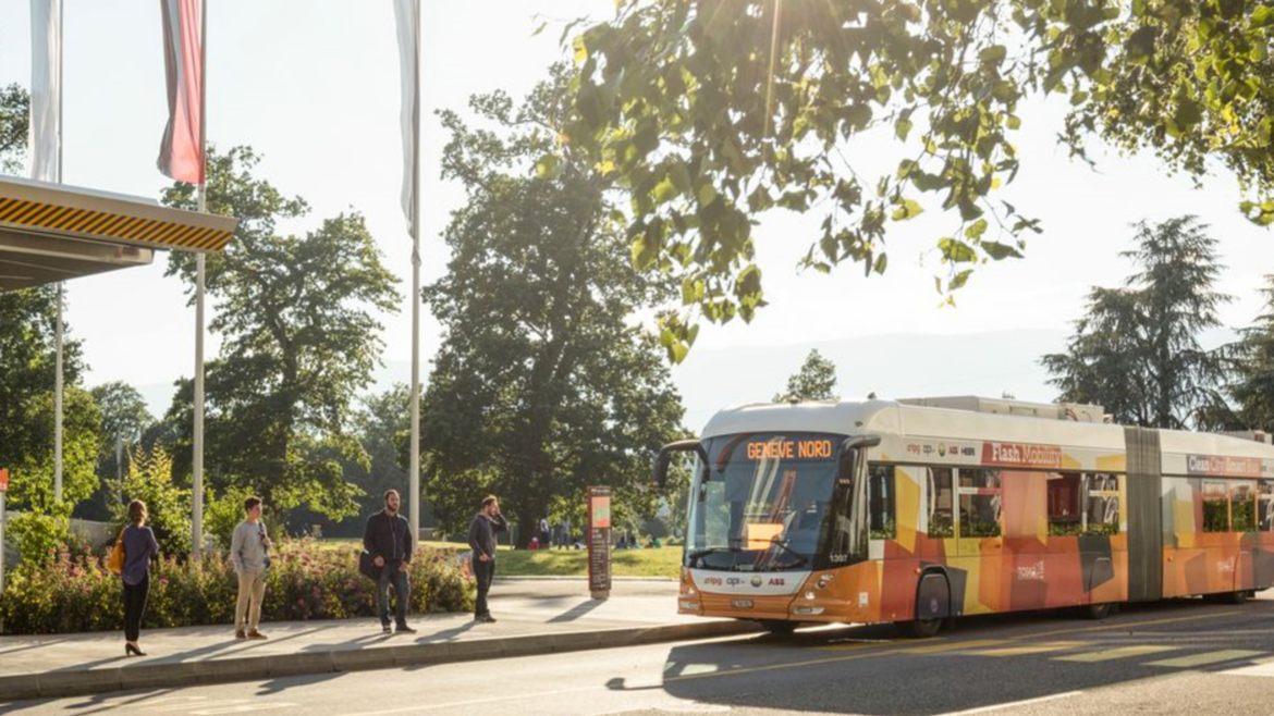 Drive e-mobility revolution | 日立エナジー