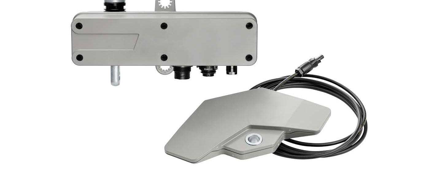 Online Surge Arrester Monitor EXCOUNT-III | Hitachi Energy