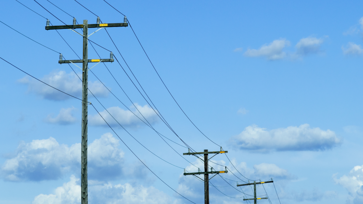 Feeder protection and control | Hitachi Energy