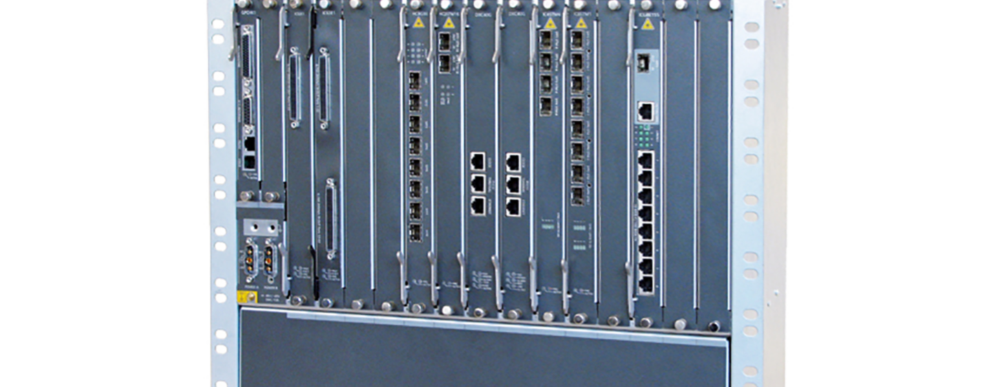 FOX515H High capacity backbone platform | Hitachi Energy