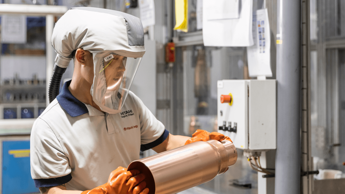 Introduction to the high-voltage manufacturing process | Hitachi Energy