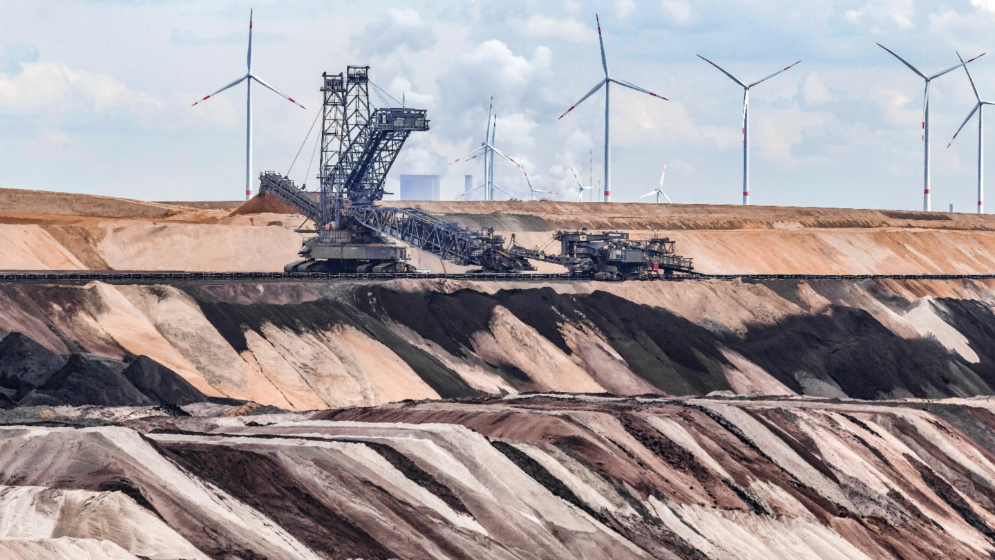 How incremental mine hybridization reduces risks and improves the ...