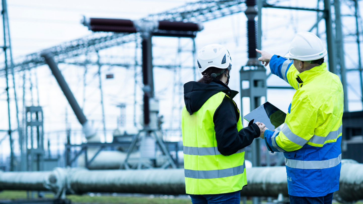 Modern monitoring of substations installed at Itaipu Binacional ...
