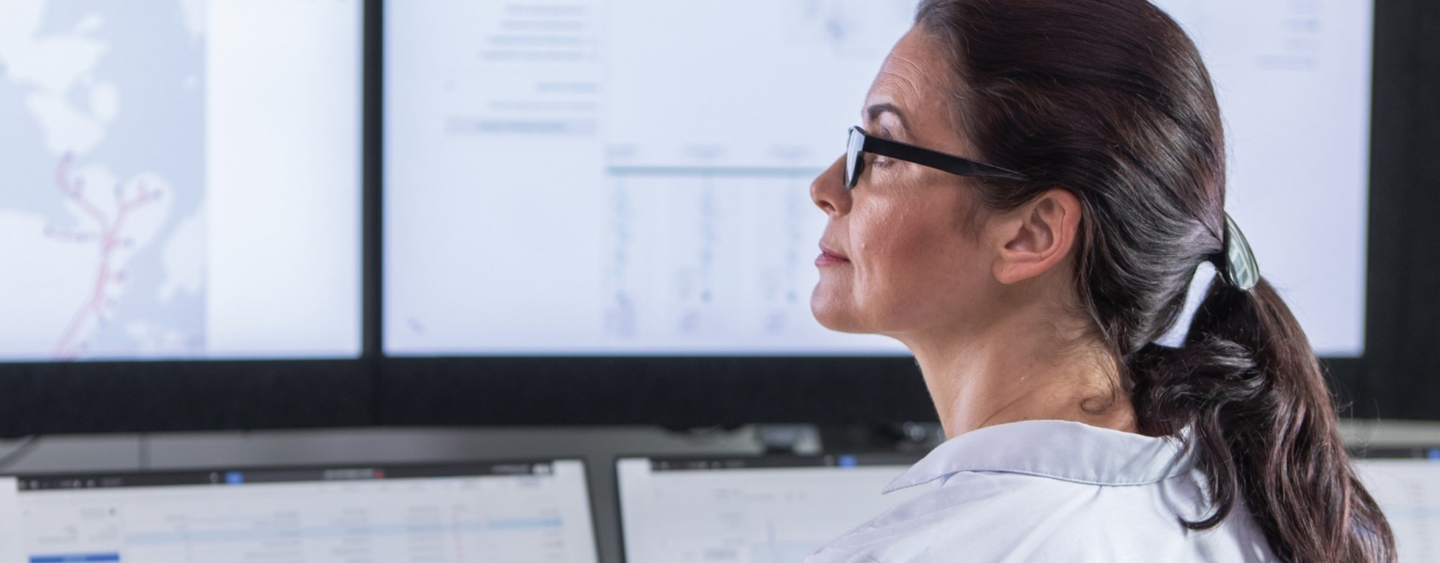 SCADA和控制系统 | Hitachi Energy